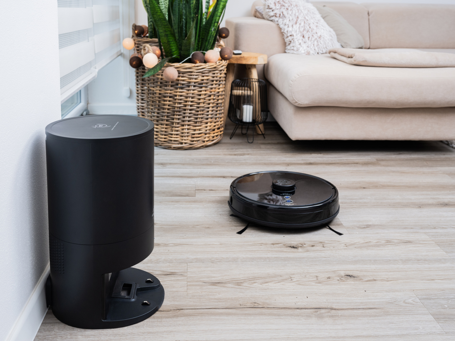 Robotický vysavač ETA Master 2 PRO 6229 90000 černý | Eshop ETA